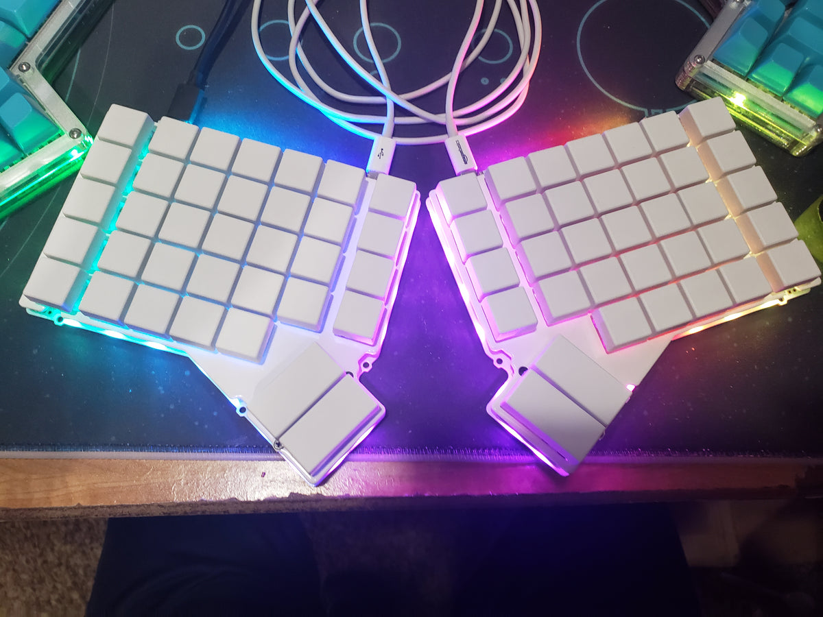 Sol 2 w/ Box Navies & white F10 keycaps – Oh, Keycaps!